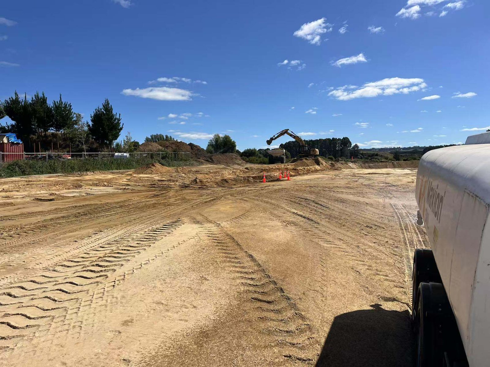 Bulk Earthworks & Earth Moving - Welcome to Maxion Civil